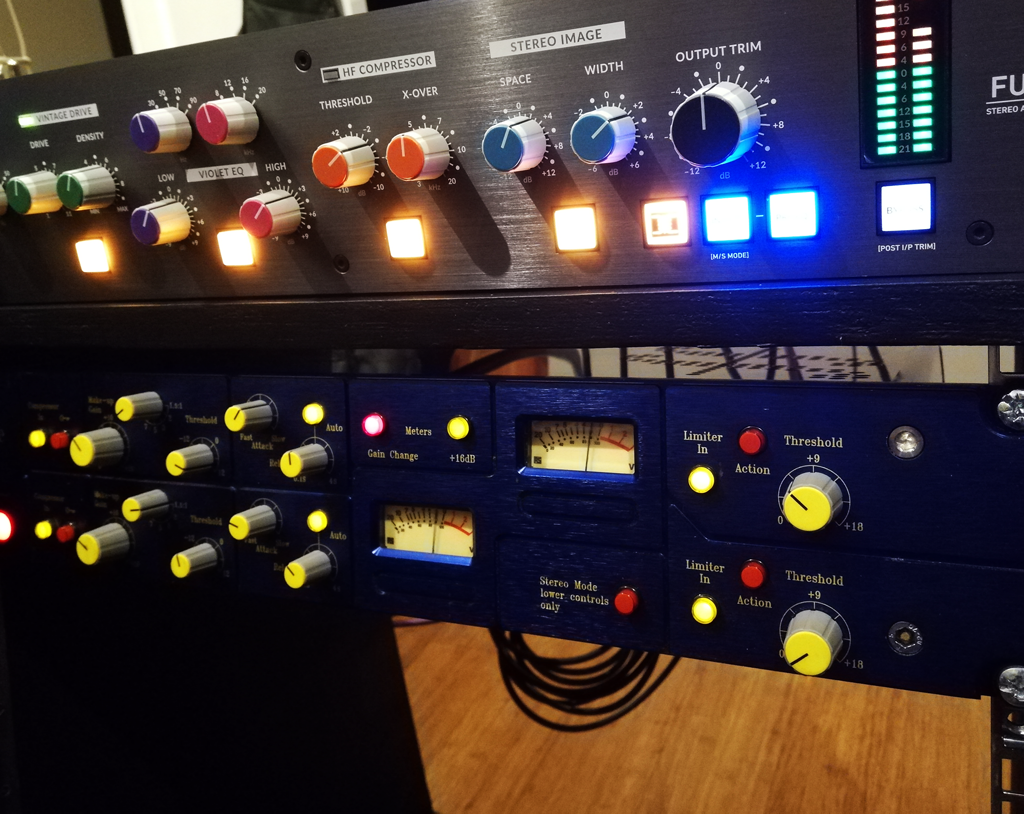 Focusrite Blue 230 dual mono / stereo compressor & limiter - Preowned